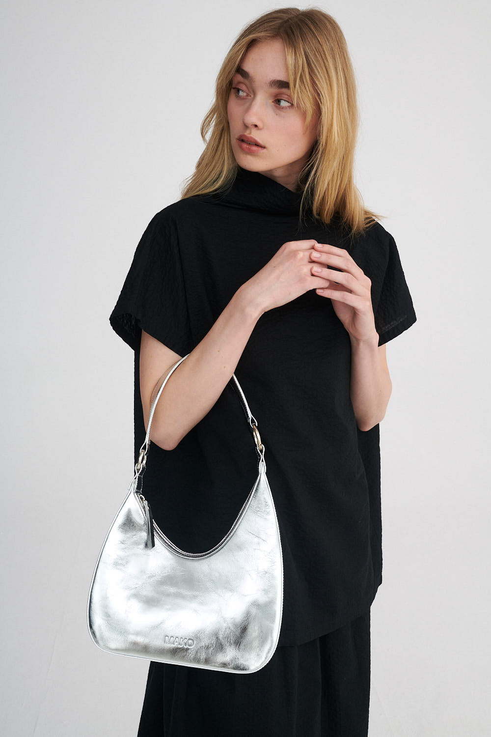 Luna Shoulder Bag Silver – MAKO STORE