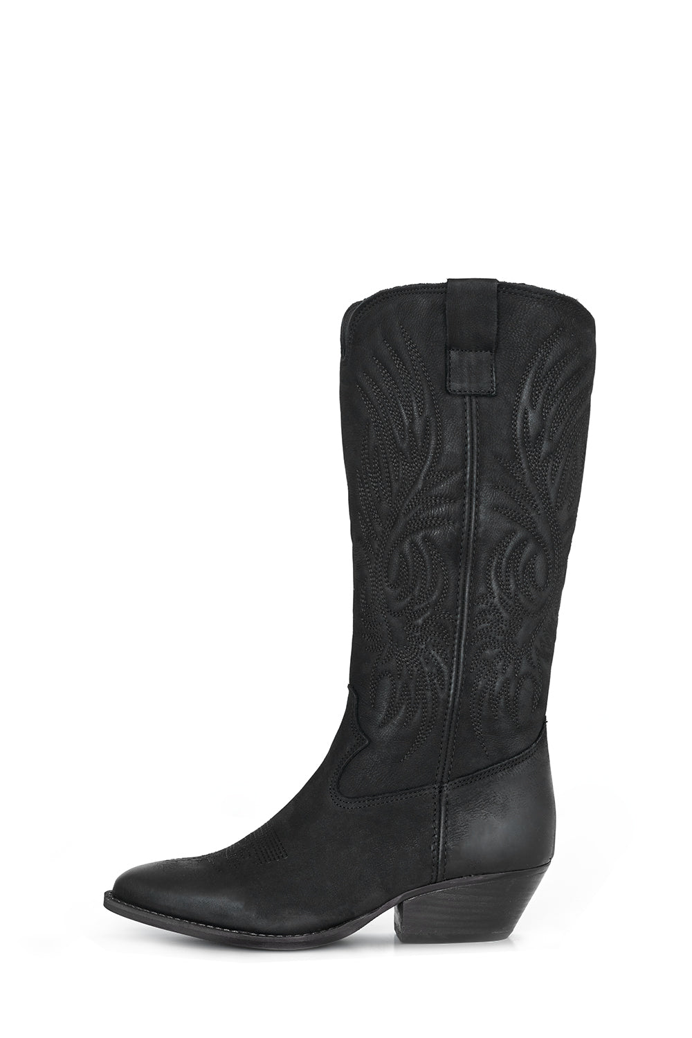 Hannah Black – MAKO STORE